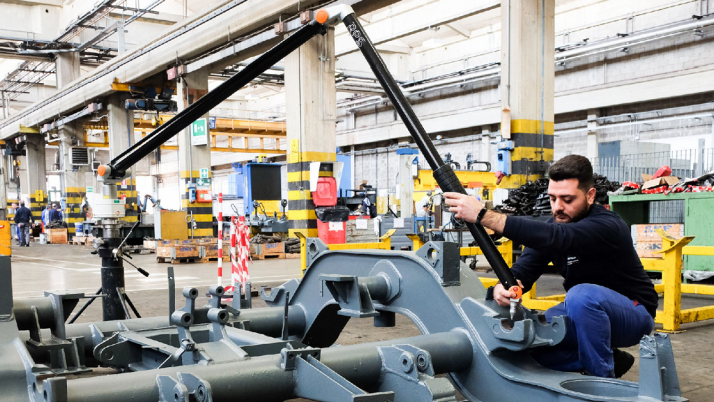 Portable measurement arm inspects large volume parts – Metrology and ...