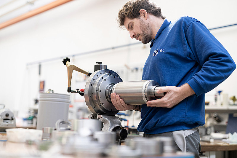 Portable Spindle Control System Measures Axial and Radial Run-Out ...