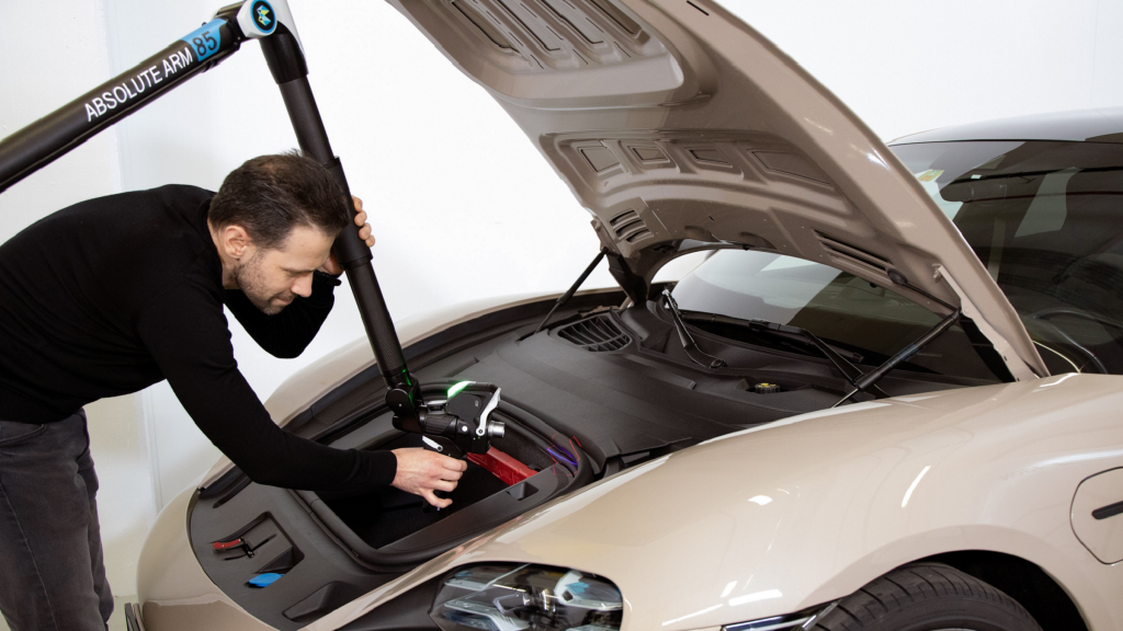 Hexagon Debuts AS1 Laser Scanner in North America at FABTECH 2021 ...