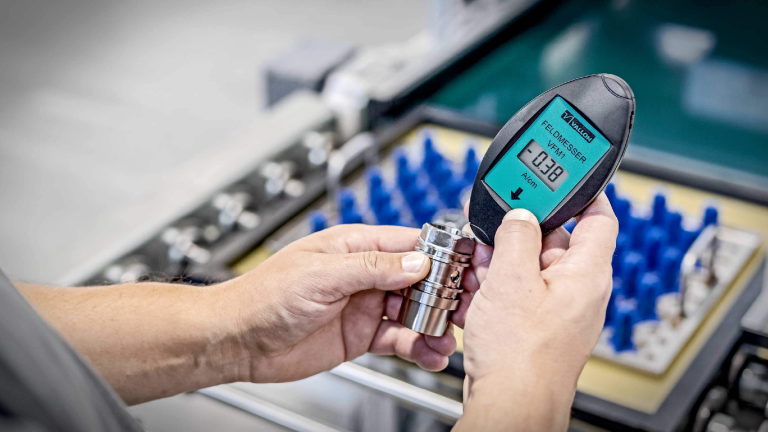 Residual Magnetism Meter Aids Effective Measurement Procedures ...